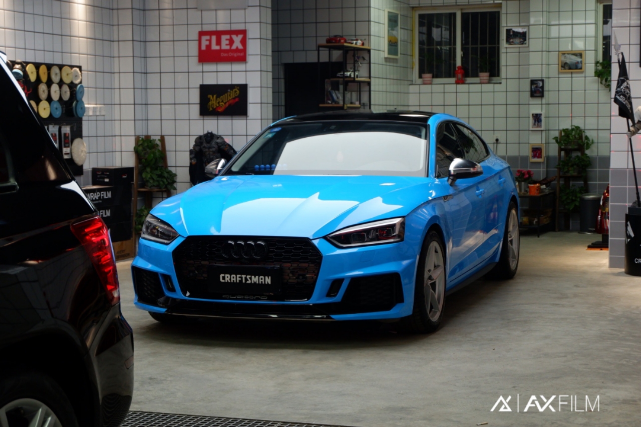 奥迪 A5｜AX-亮天蓝