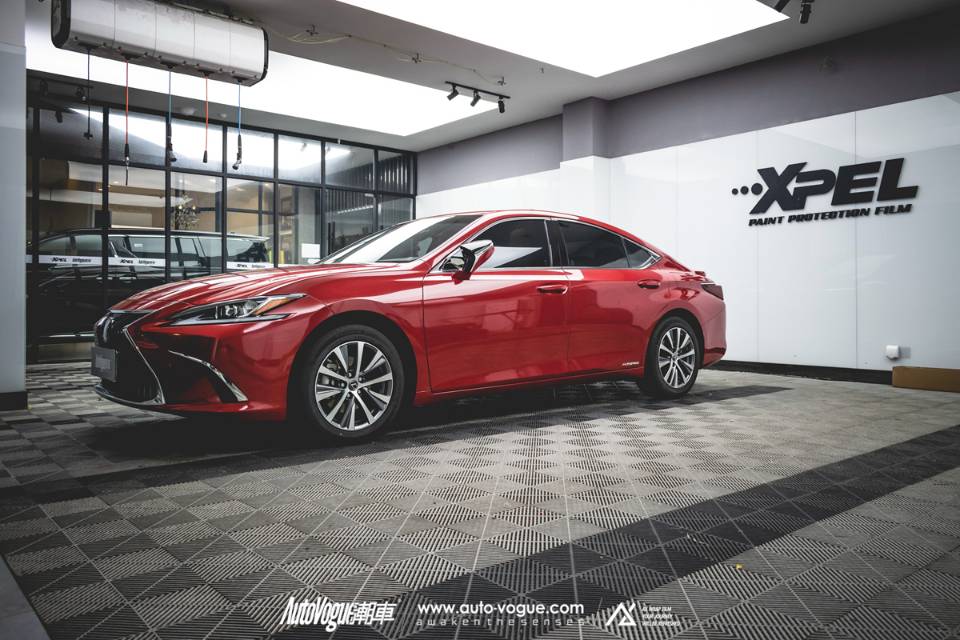 雷克萨斯ES300｜AX-胭脂红