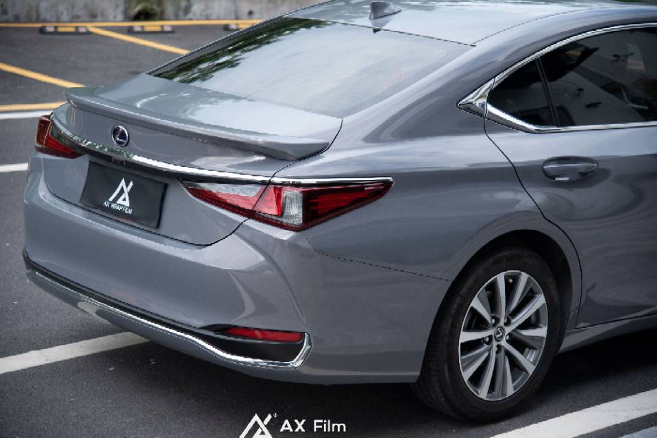 雷克萨斯｜AX-PET贝尔尼纳灰