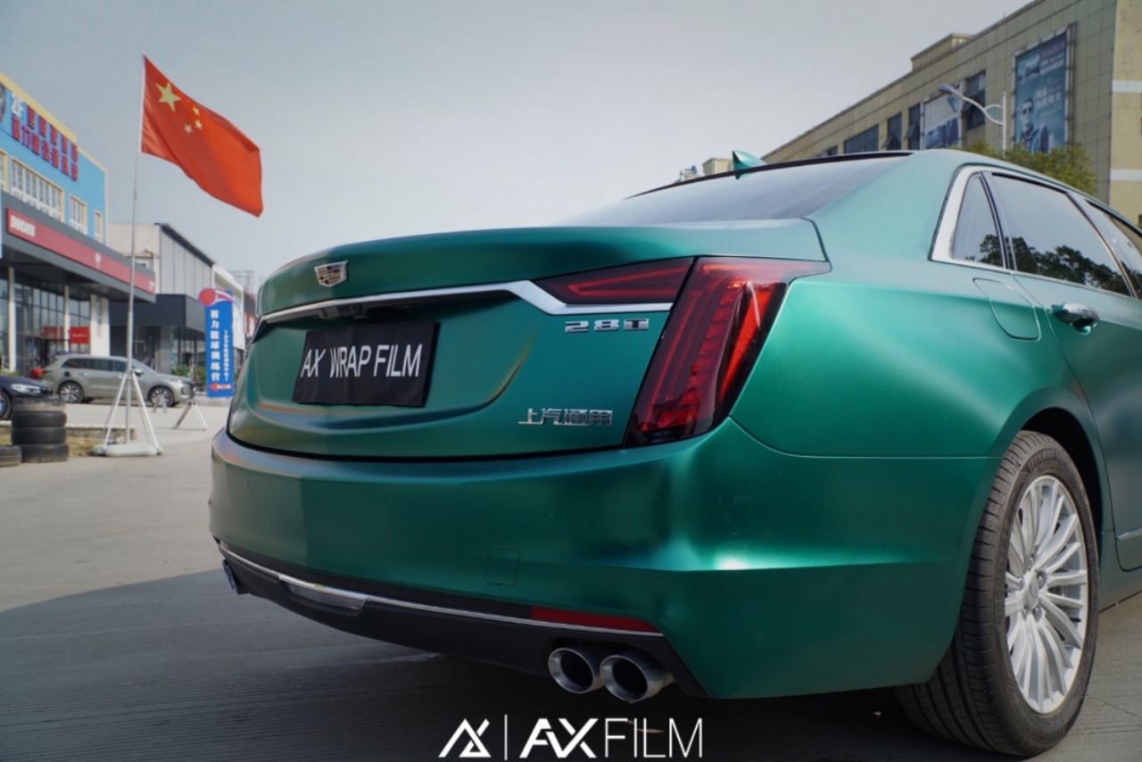 凯迪拉克 CT6｜AX-电光金属祖母绿