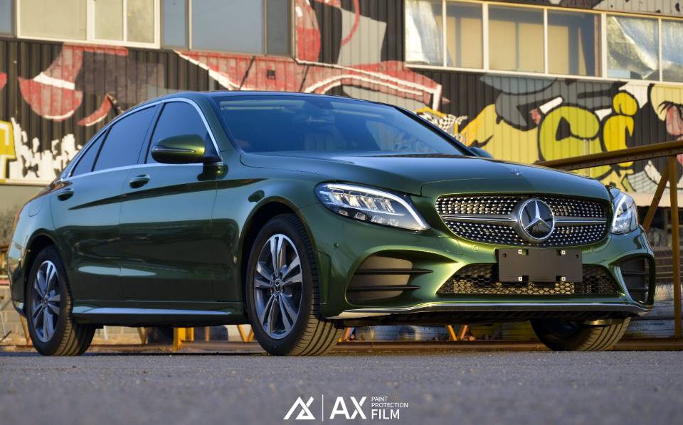 奔驰C200L｜AX-曼巴绿