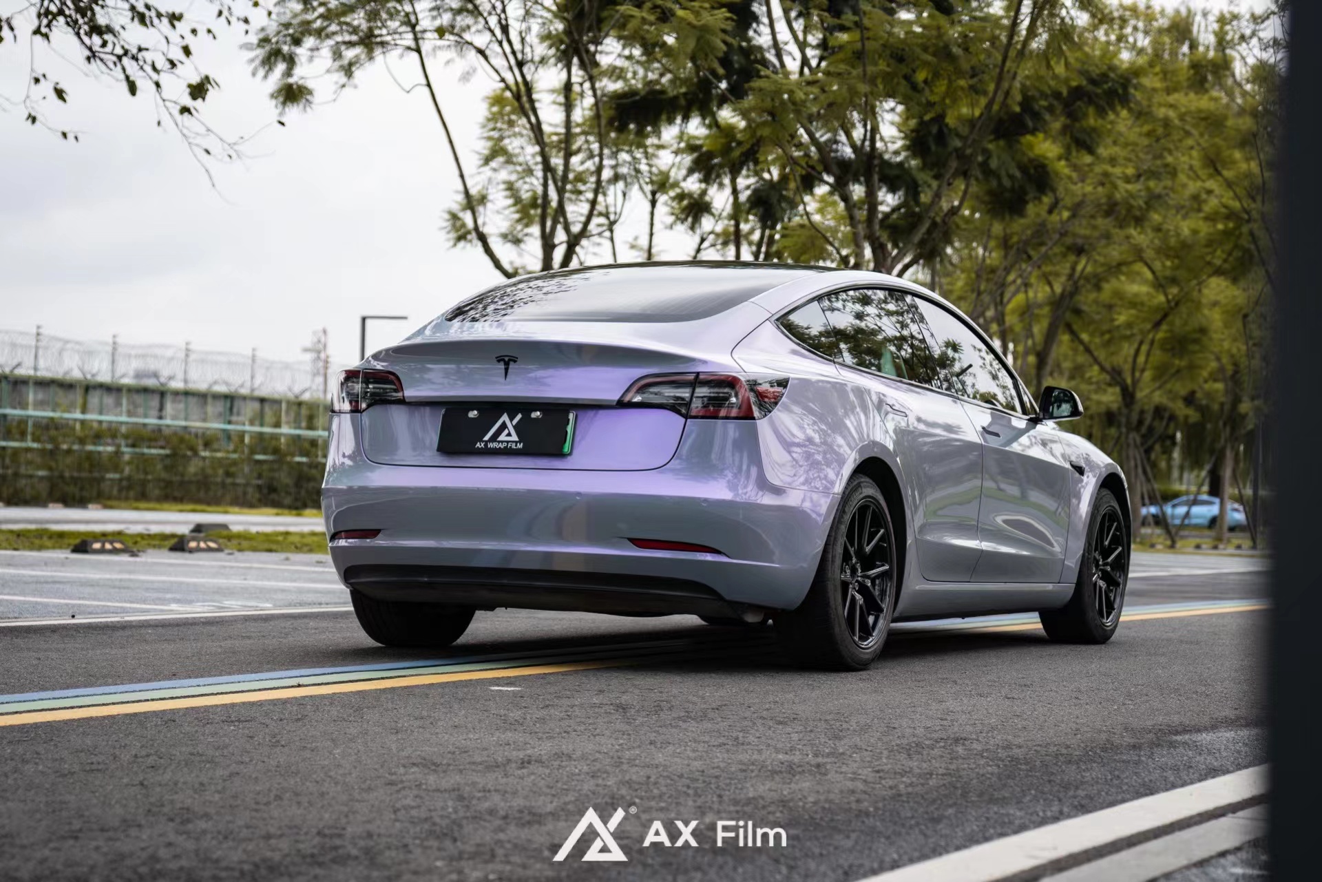 特斯拉Model3｜AX-梦幻灰魅紫
