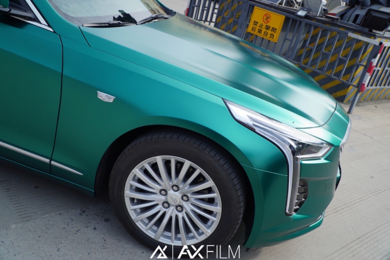 凯迪拉克 CT6｜AX-电光金属祖母绿