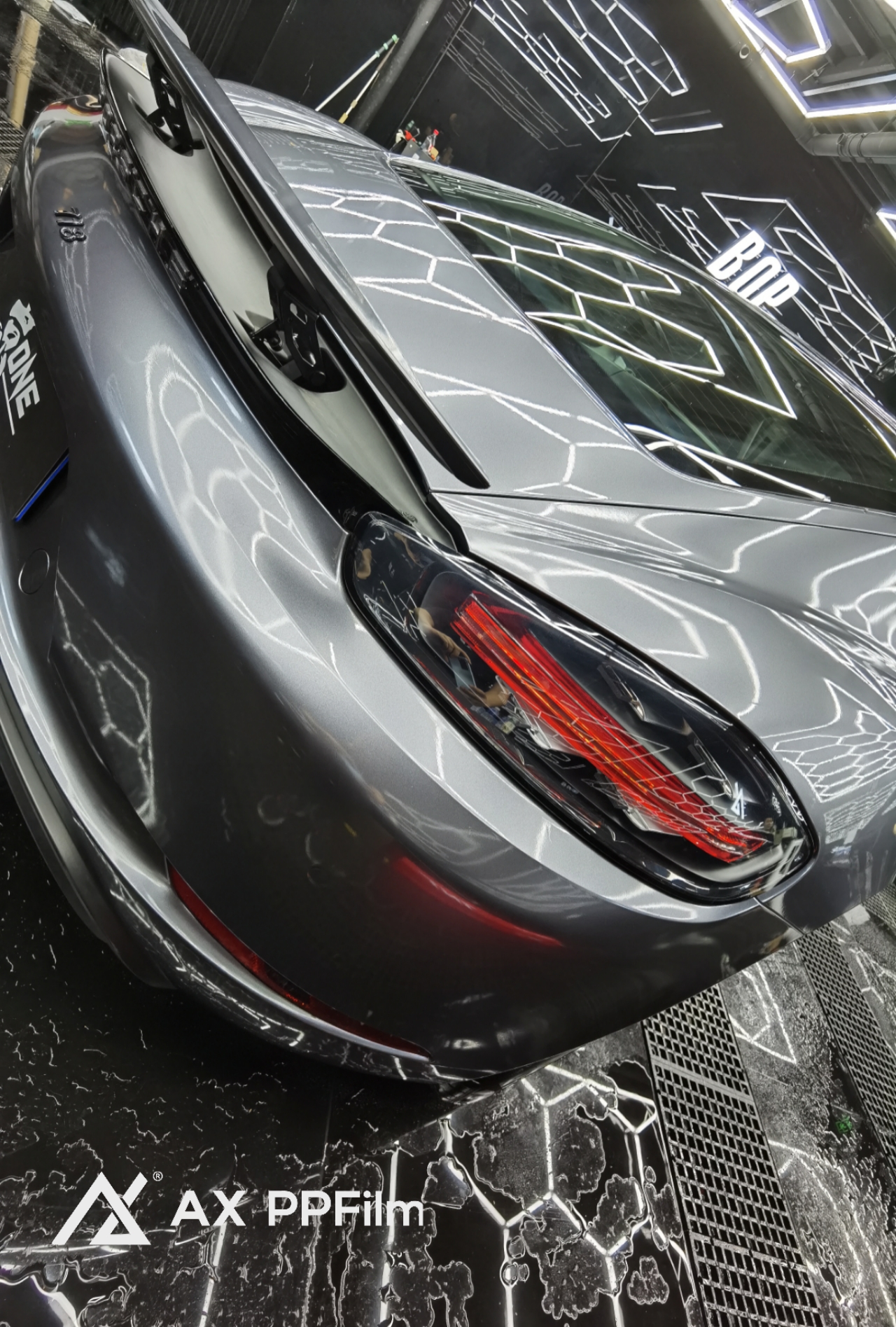 保时捷718｜AX -金属钛灰