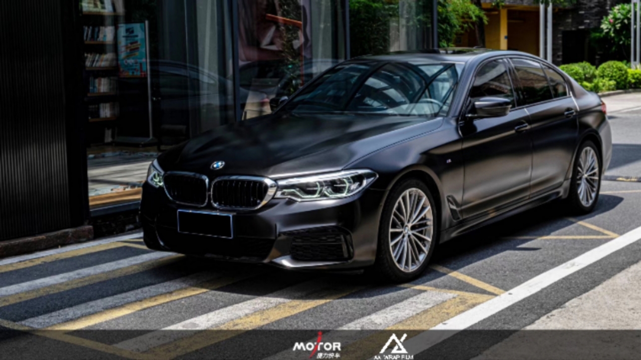 宝马 530i｜AX-陶瓷黑