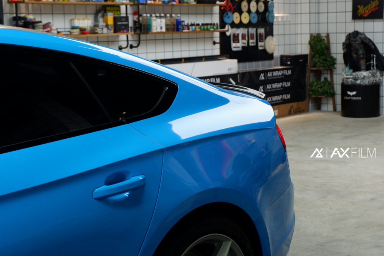 奥迪 A5｜AX-亮天蓝