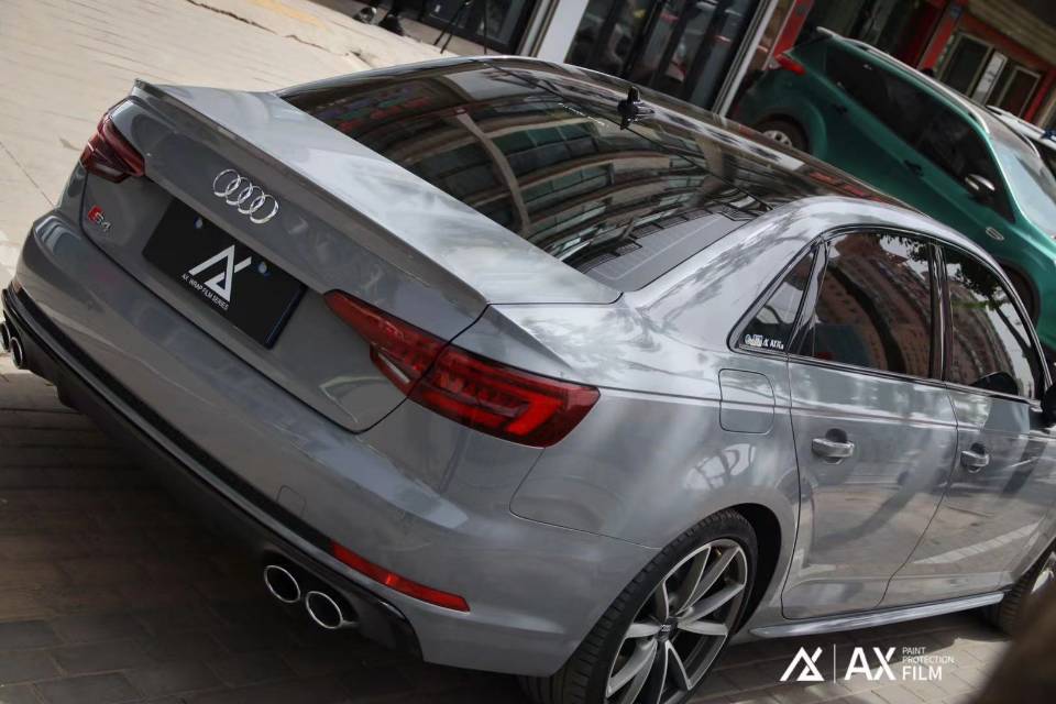 奥迪S4｜AX-高亮纳多灰