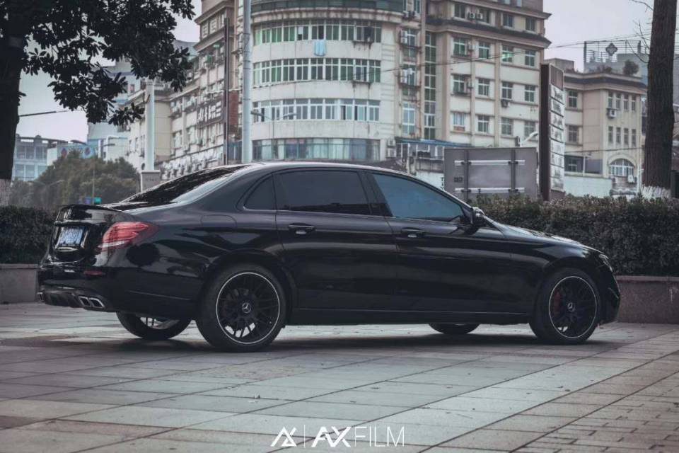 奔驰E｜AX-PET钢琴黑