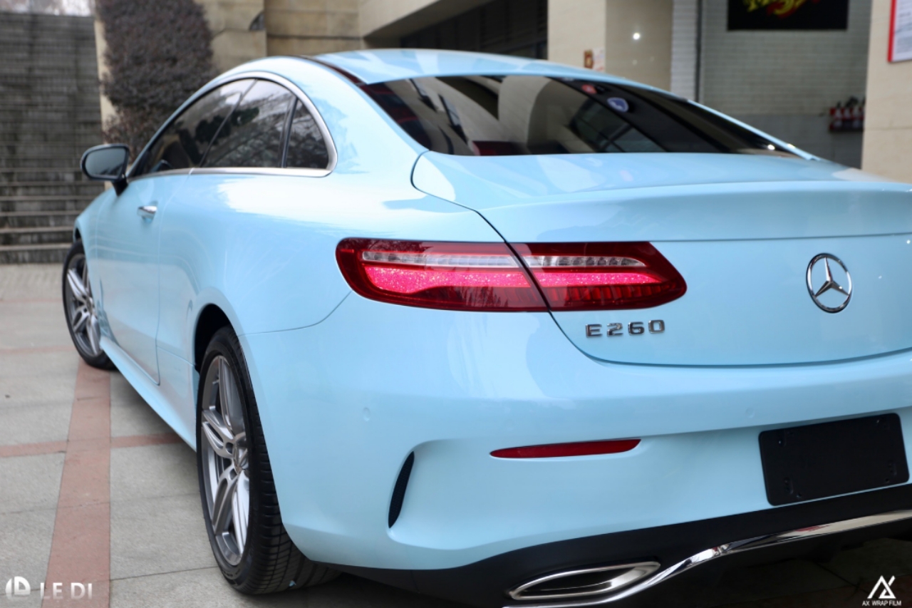 奔驰 E260｜AX-冰川蓝