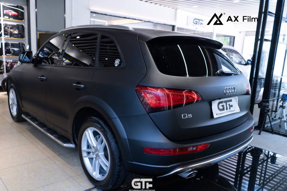 奥迪Q5｜AX-PET亚面电镀金属黑