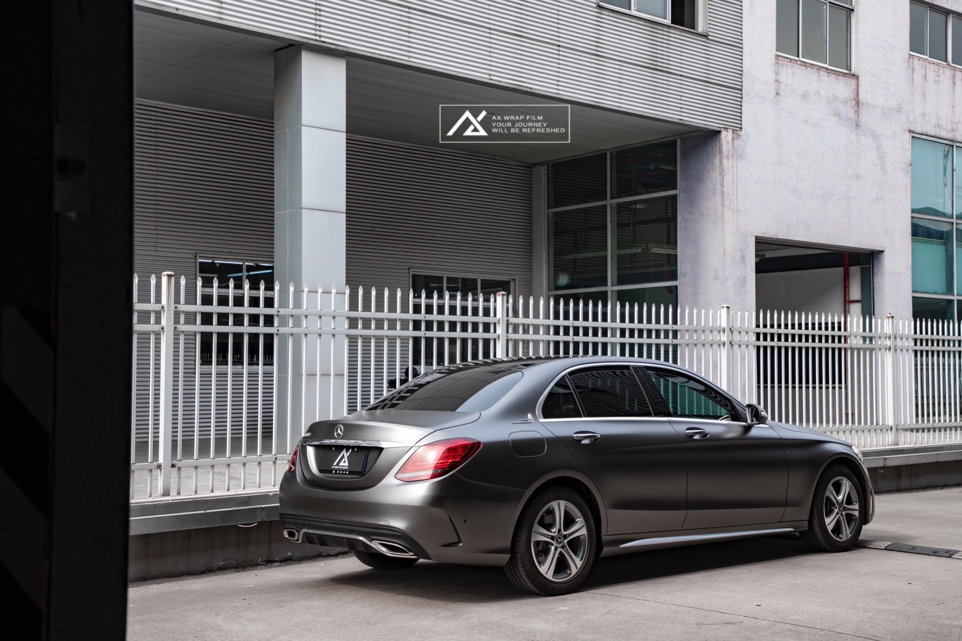 奔驰C260 ｜AX-AMG 山灰