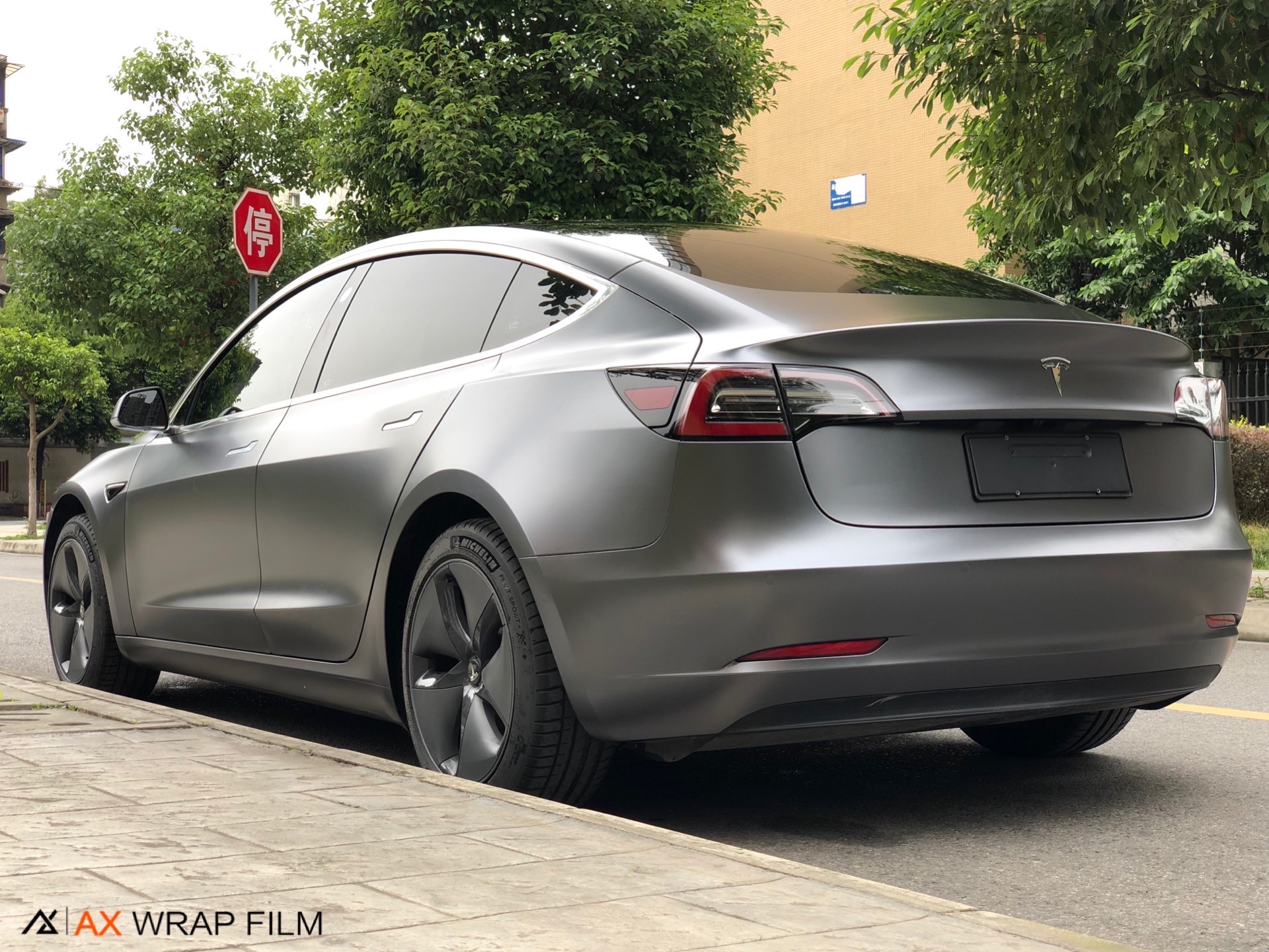 特斯拉model3 ｜AX-电光深空灰