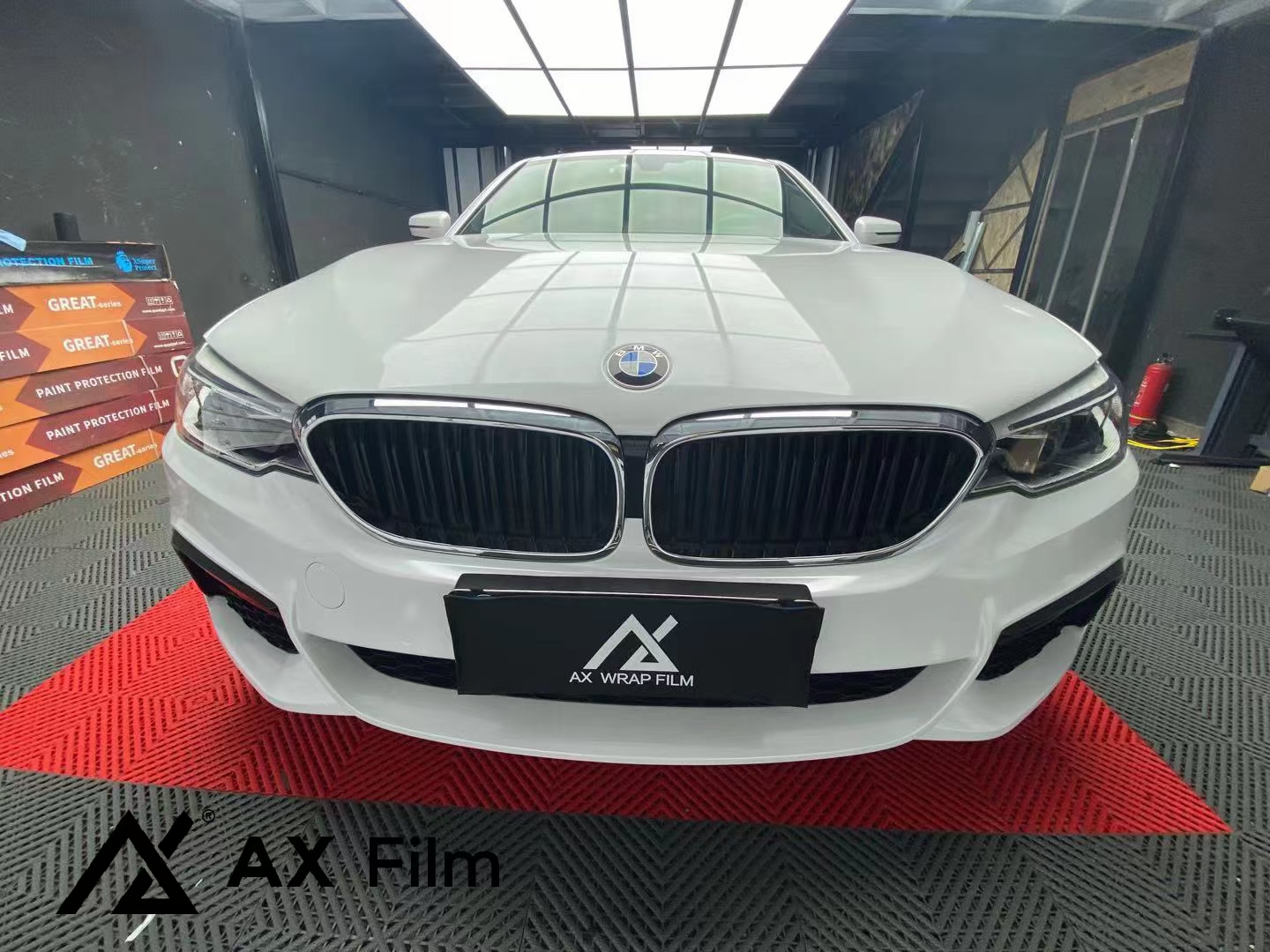 宝马530Li｜AX-珠光白