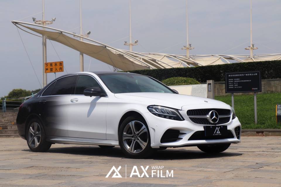 奔驰C260L｜AX-彩绘黑白渐变