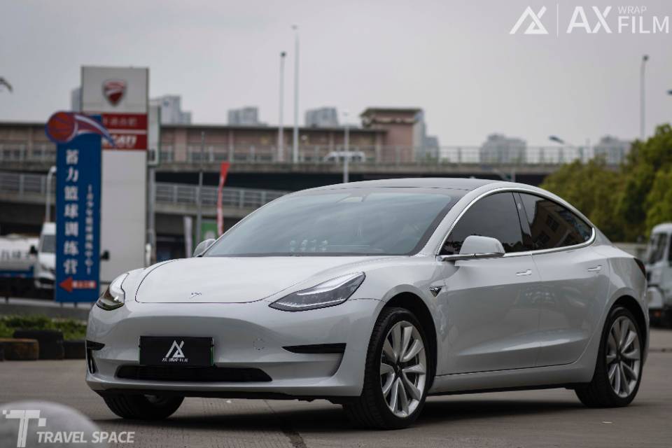 特斯拉Model3｜AX-高亮火山灰