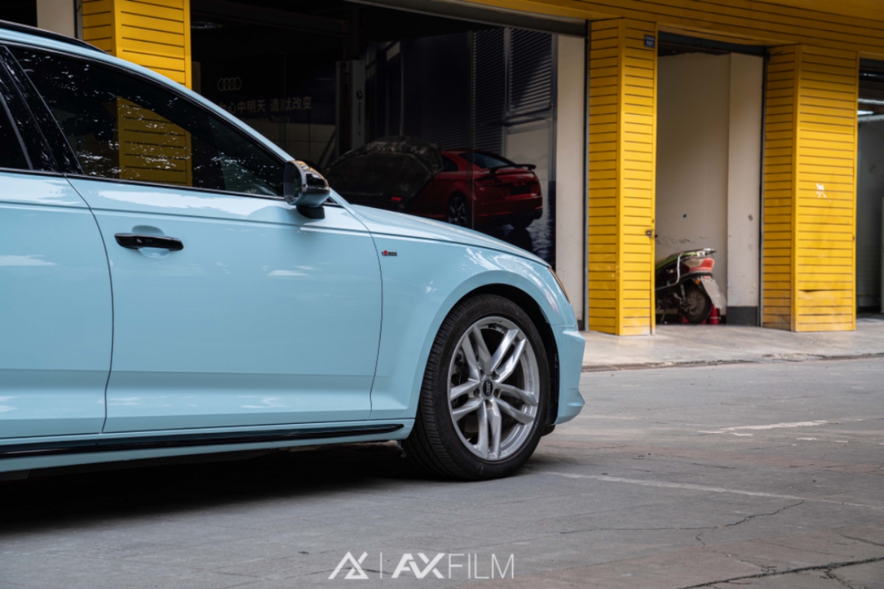 奥迪 A4｜AX-PET冰川蓝