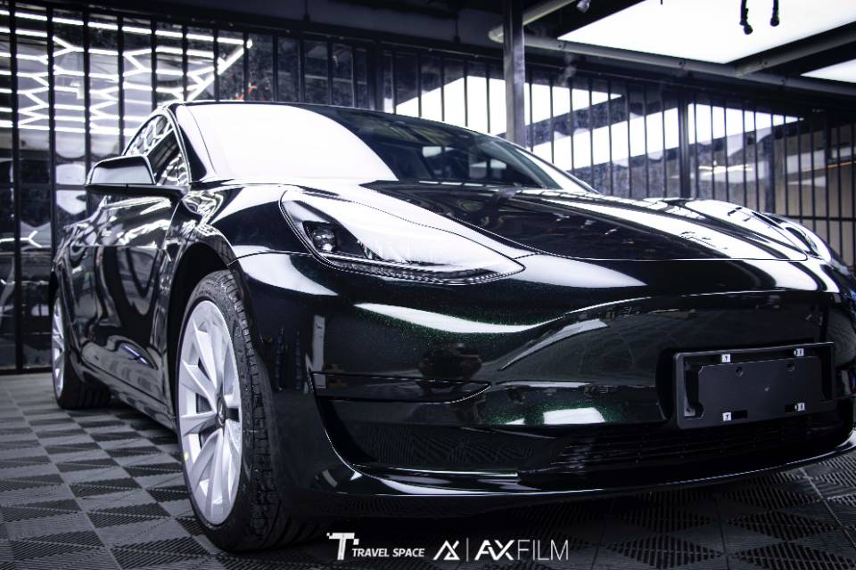特斯拉Model3｜AX-PET祖母石绿