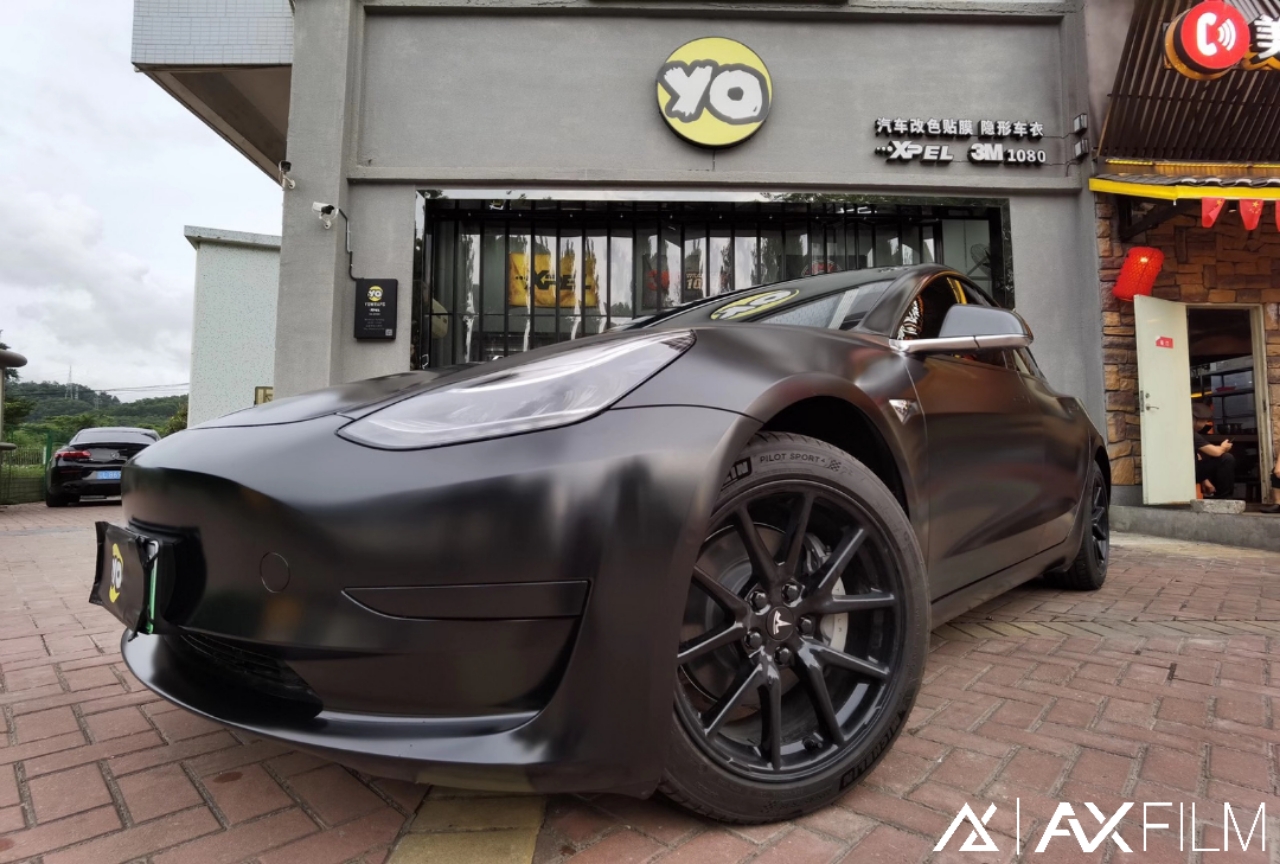 特斯拉 Model3｜AX-陶瓷黑