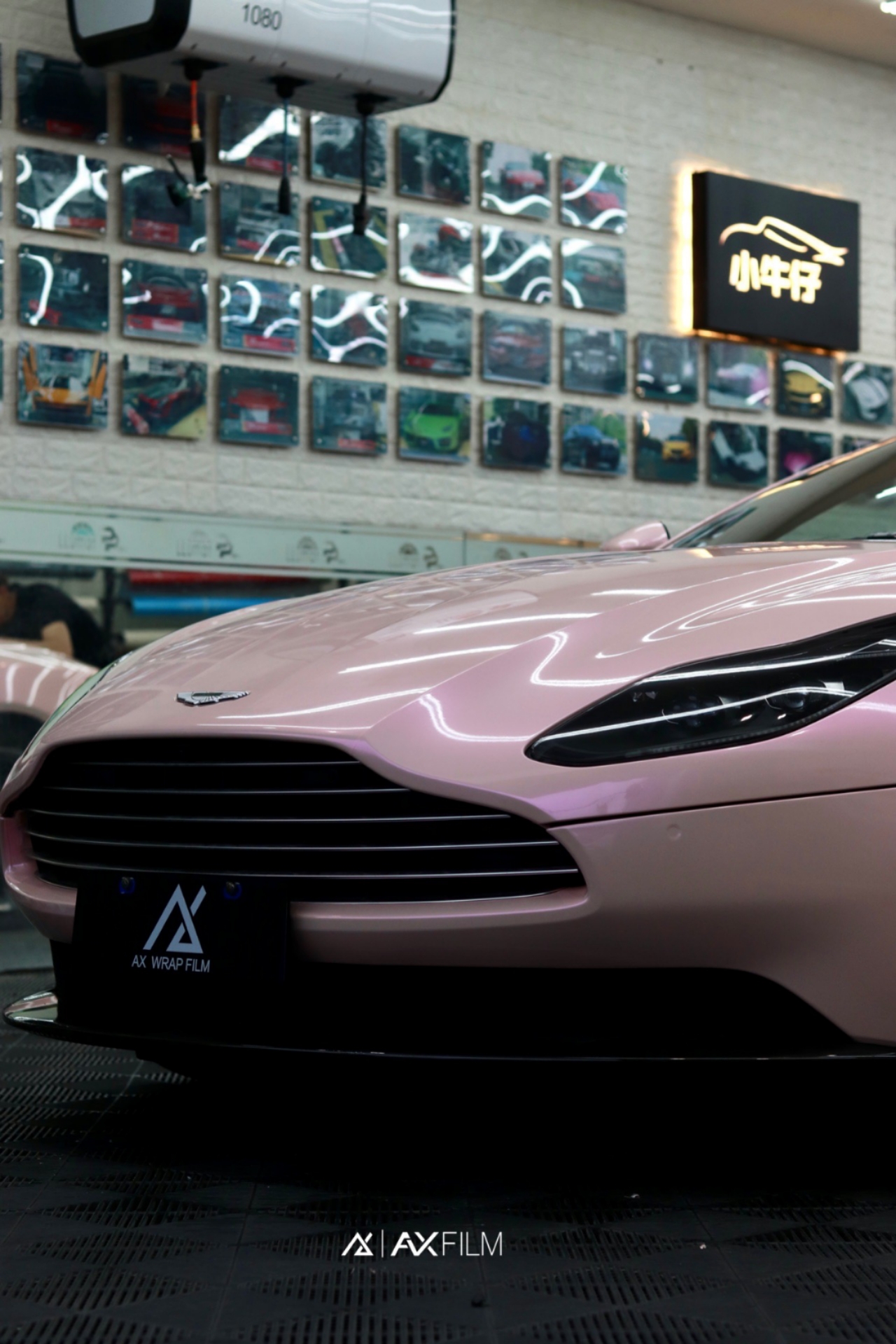阿斯顿马丁 DB11敞篷｜AX-梦幻粉