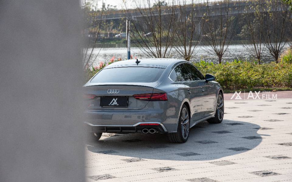 奥迪 RS5｜AX-PET高亮纳多灰