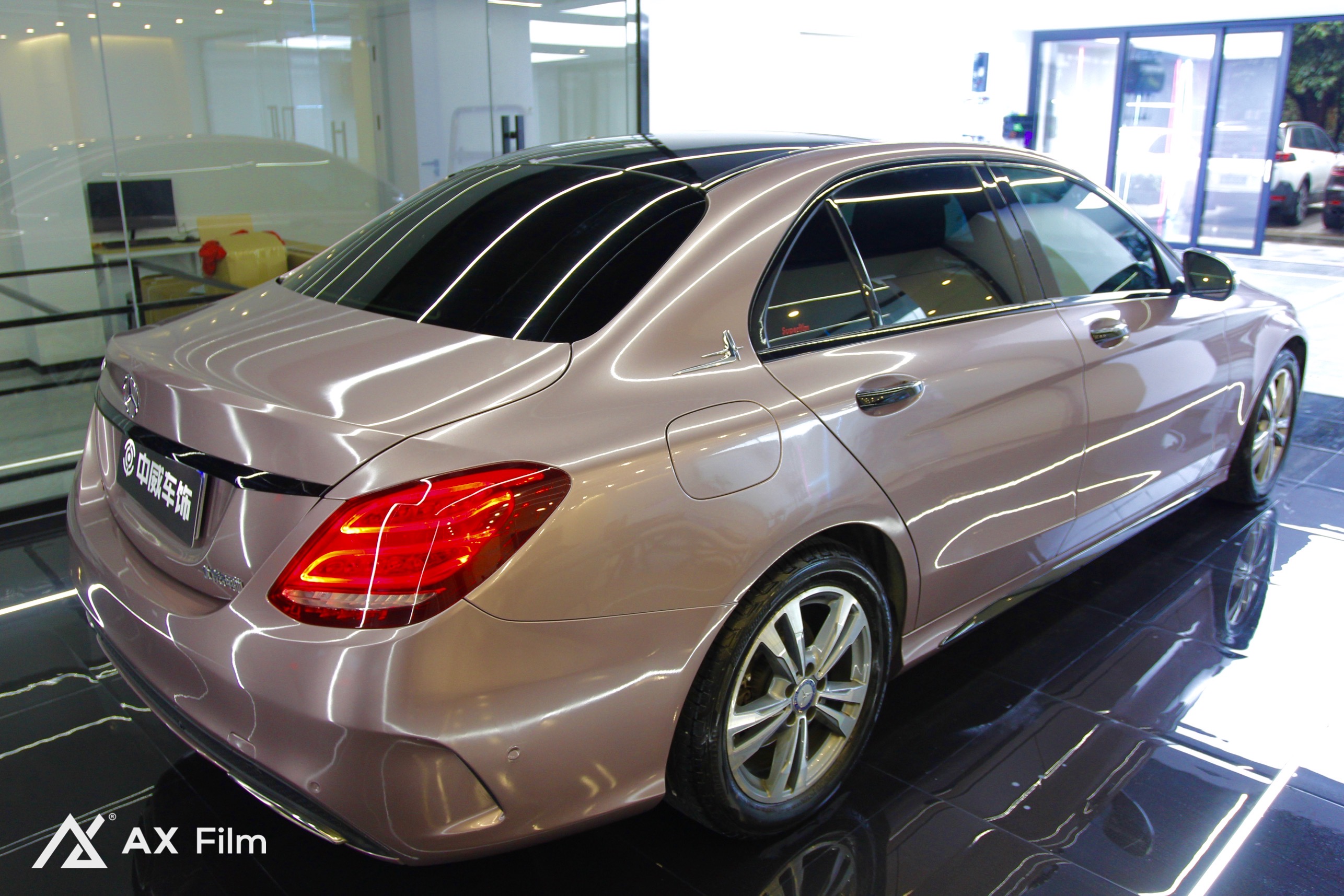 奔驰C200L | AX-冰莓粉