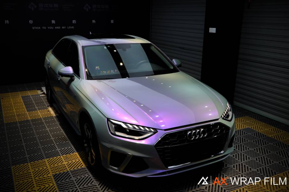 奥迪A4L｜AX-梦幻灰魅紫