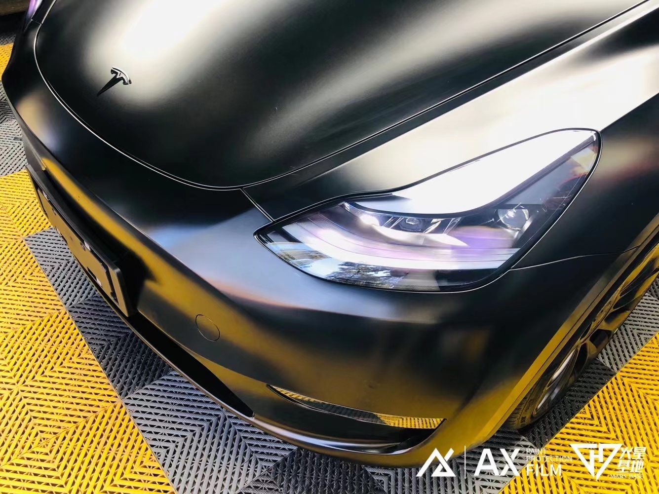 Model Y-Performance电光金属黑