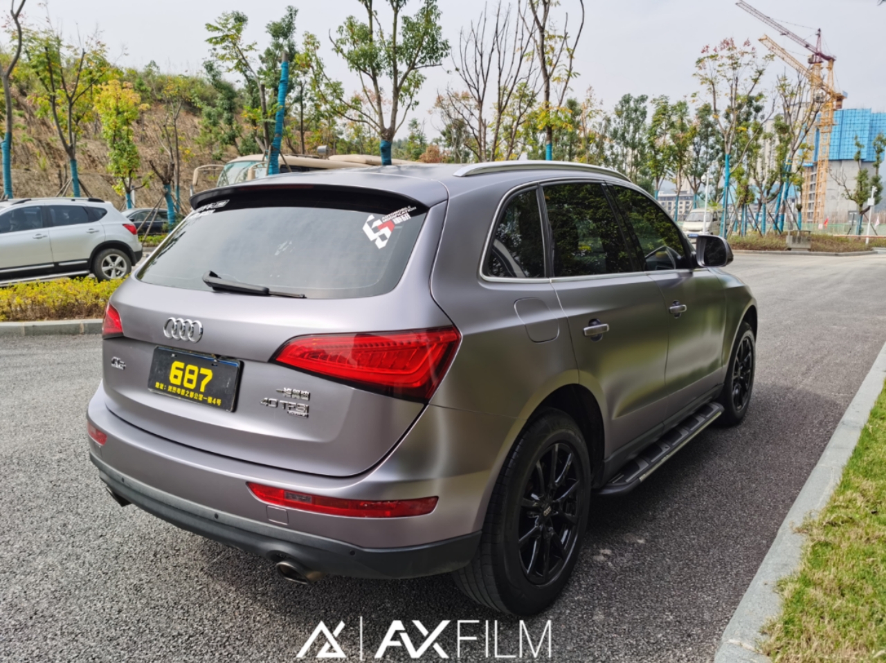 奥迪 Q5｜AX-电光金属钛灰