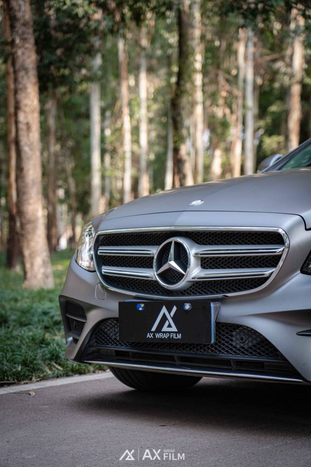 奔驰E300L｜AX-AMG山灰