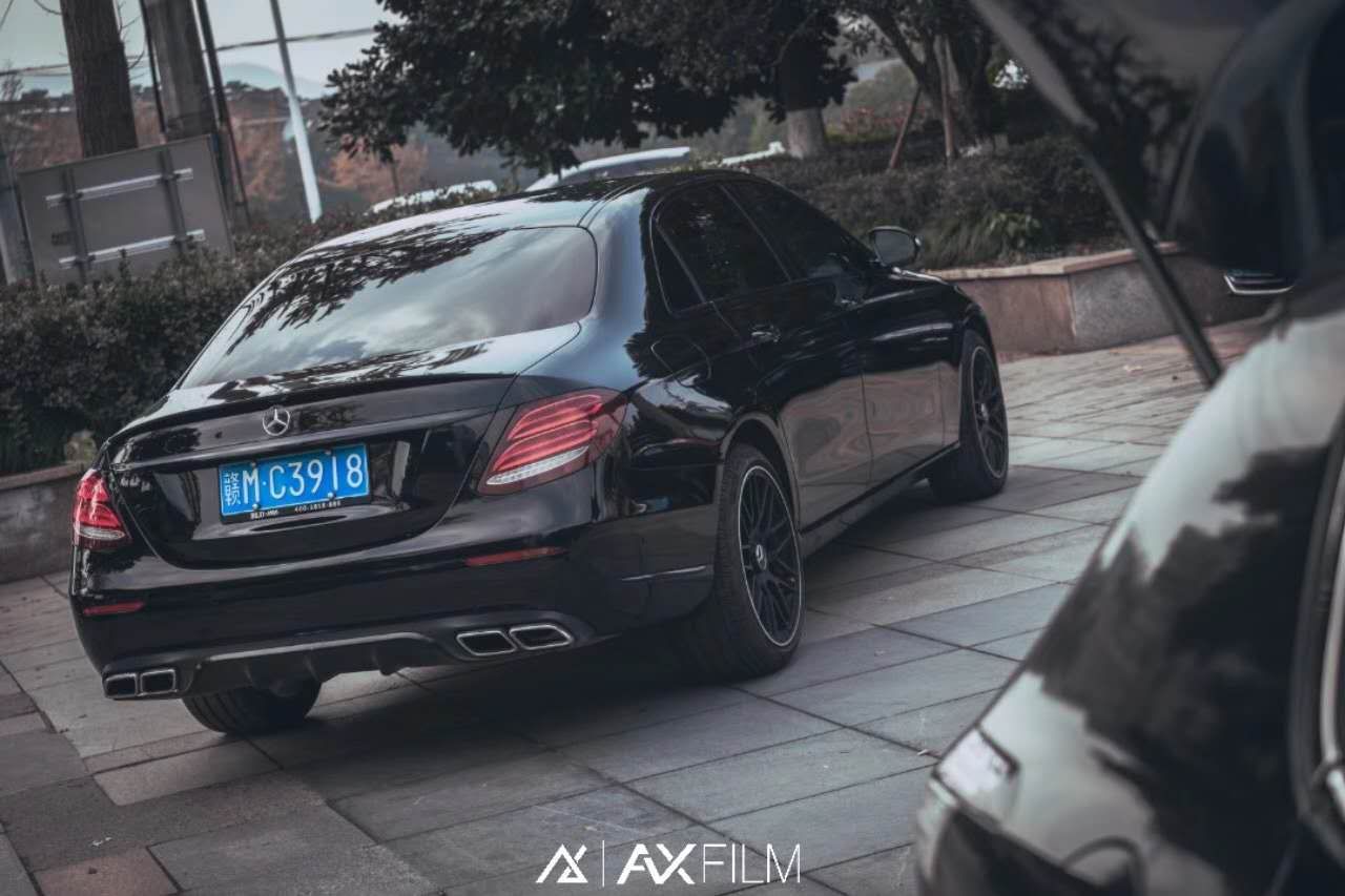 奔驰E｜AX-PET钢琴黑