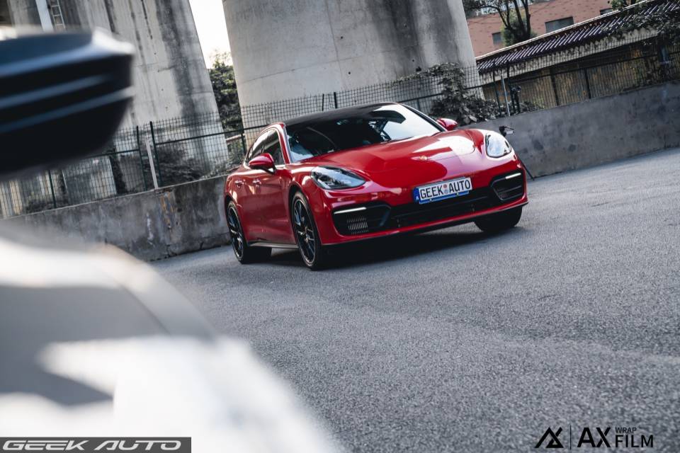 保时捷帕拉梅拉｜AX-胭脂红