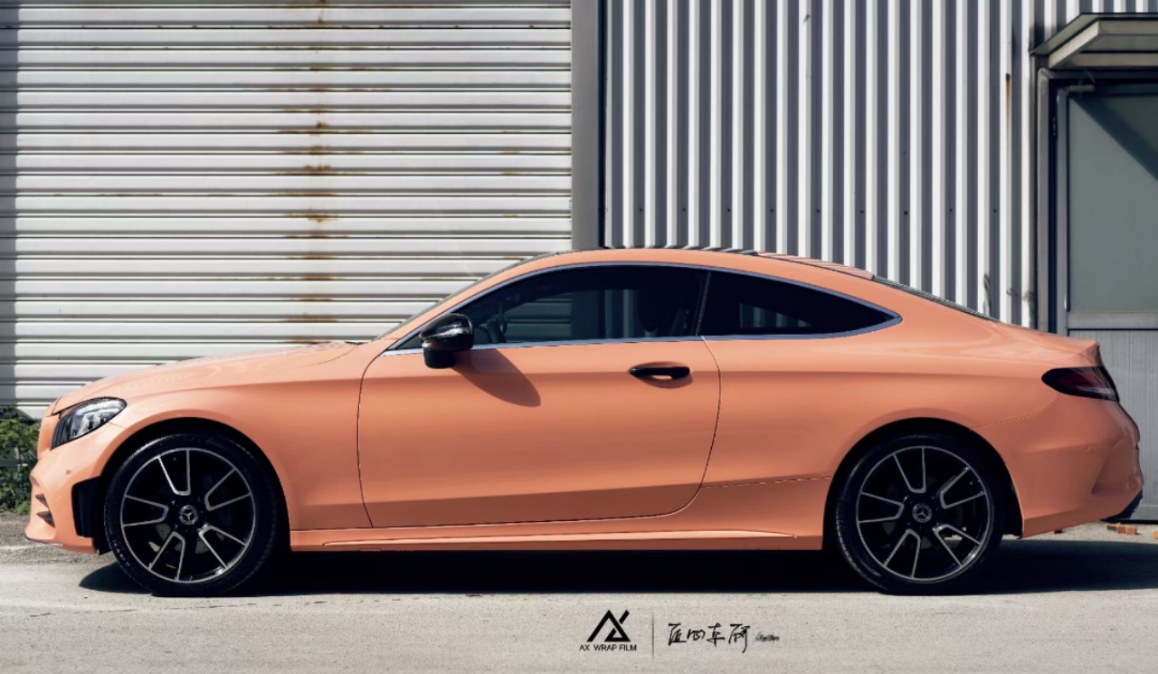 奔驰 C｜AX-高亮保时捷粉猪