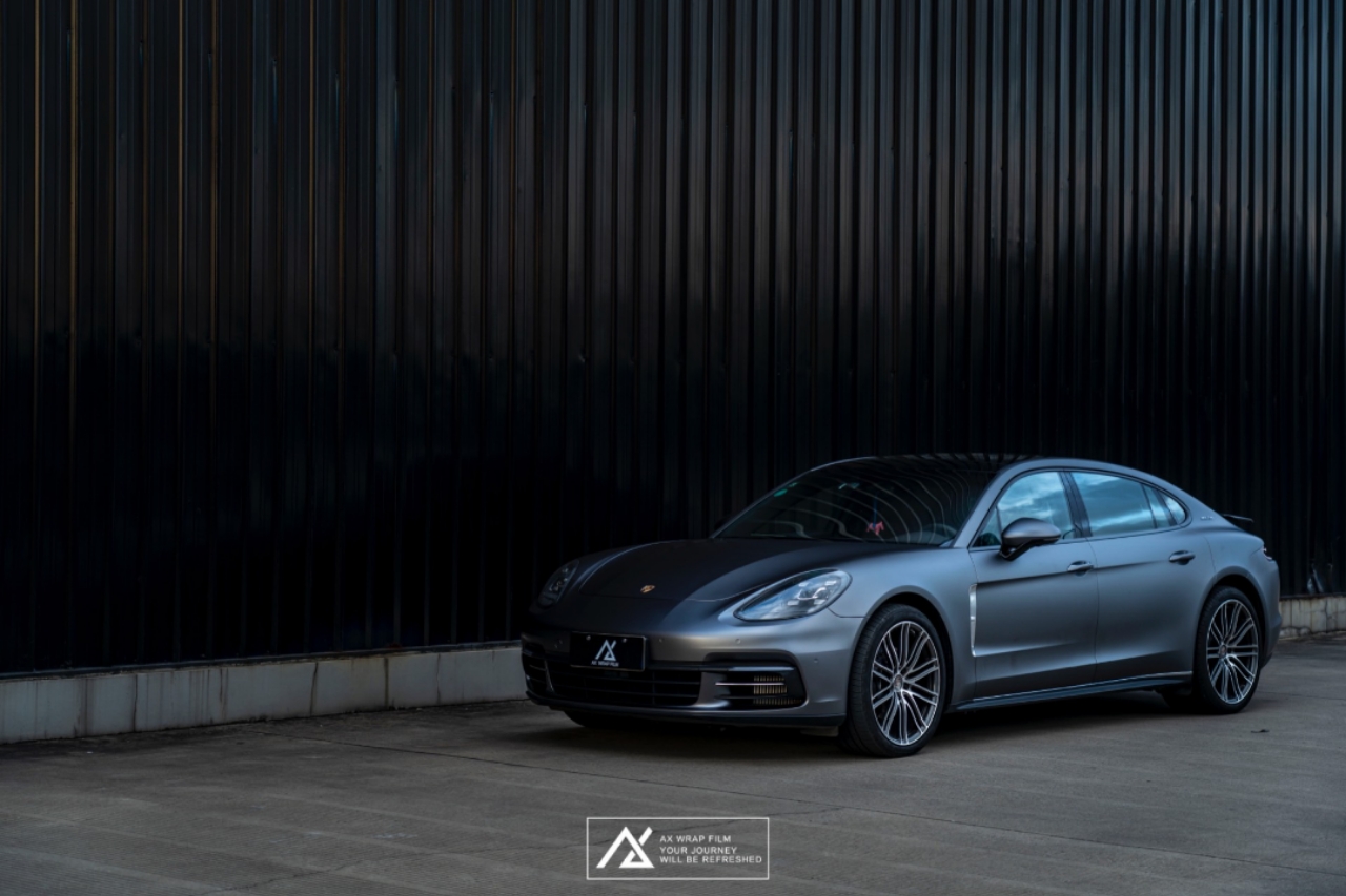 保时捷帕拉梅拉｜山灰