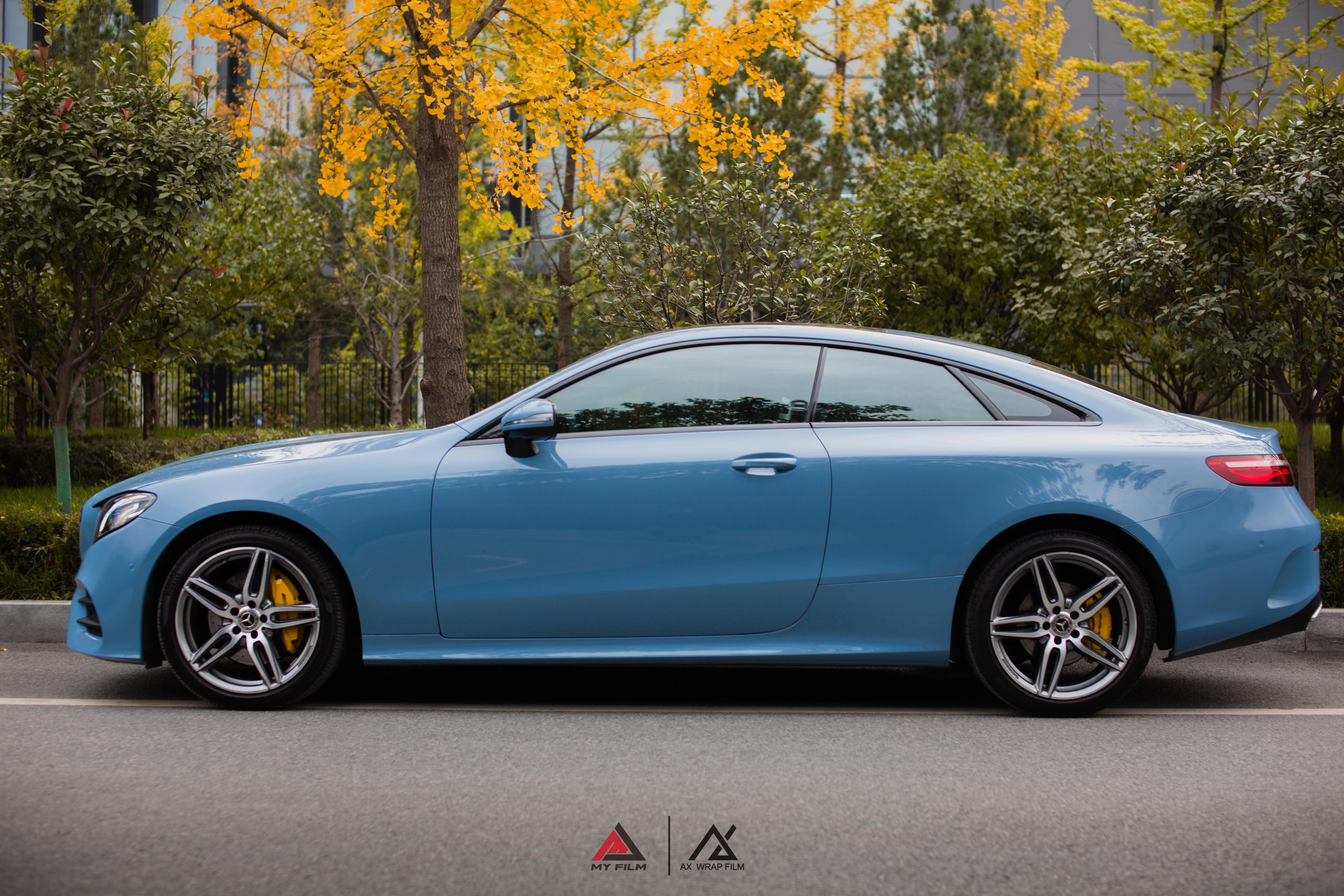 奔驰E coupe | AX-瓷器蓝