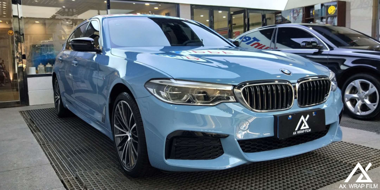 宝马 530Li｜AX-PET瓷器蓝