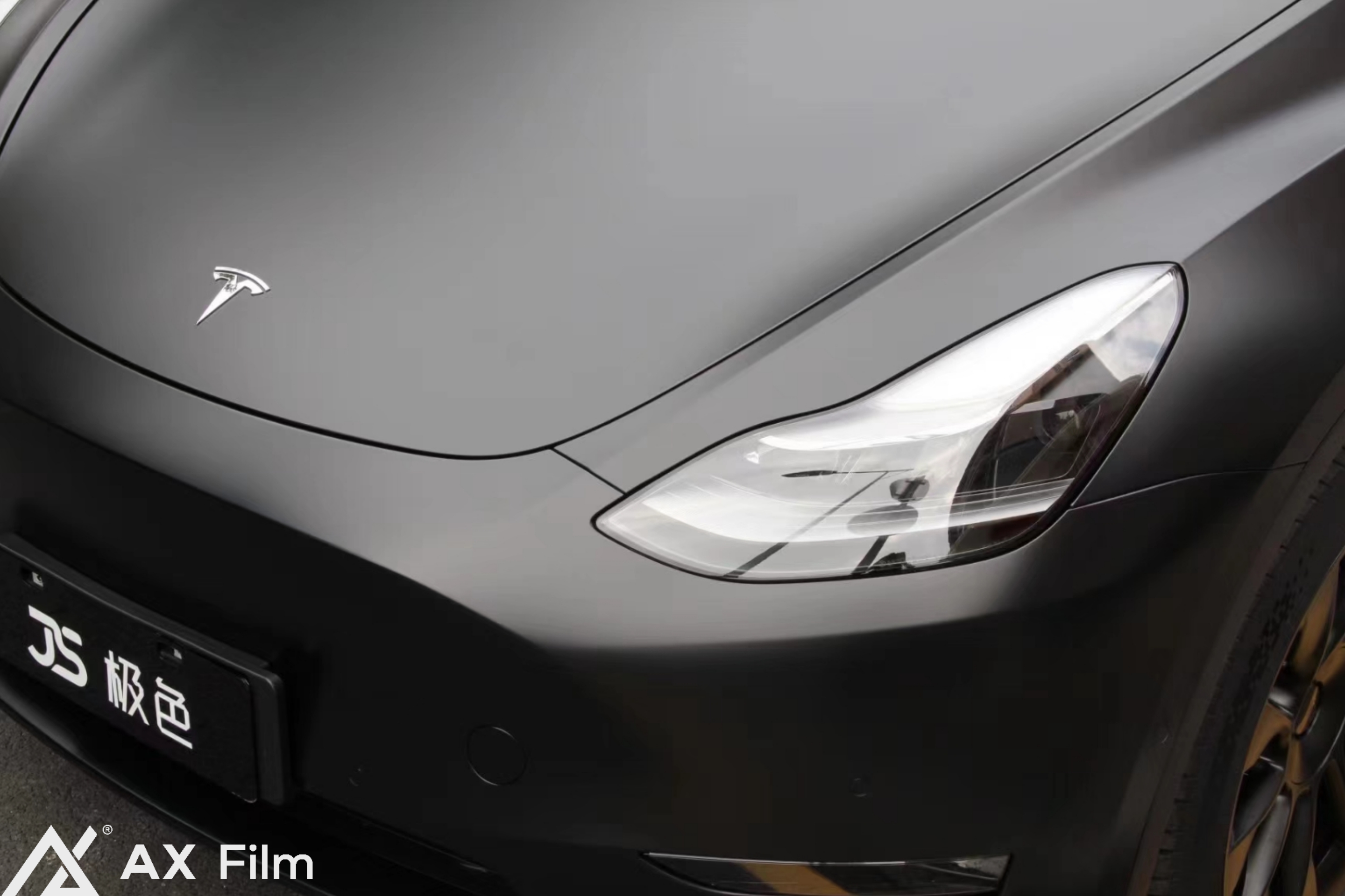 特斯拉 Model Y｜AX-亚光黑