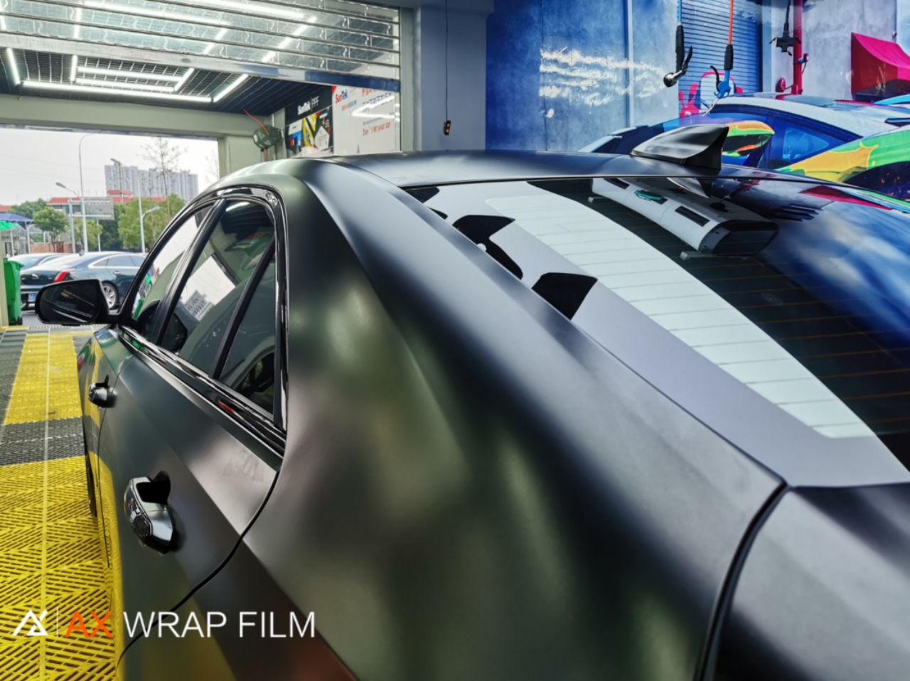 凯迪拉克 CT4｜AX-电光金属黑