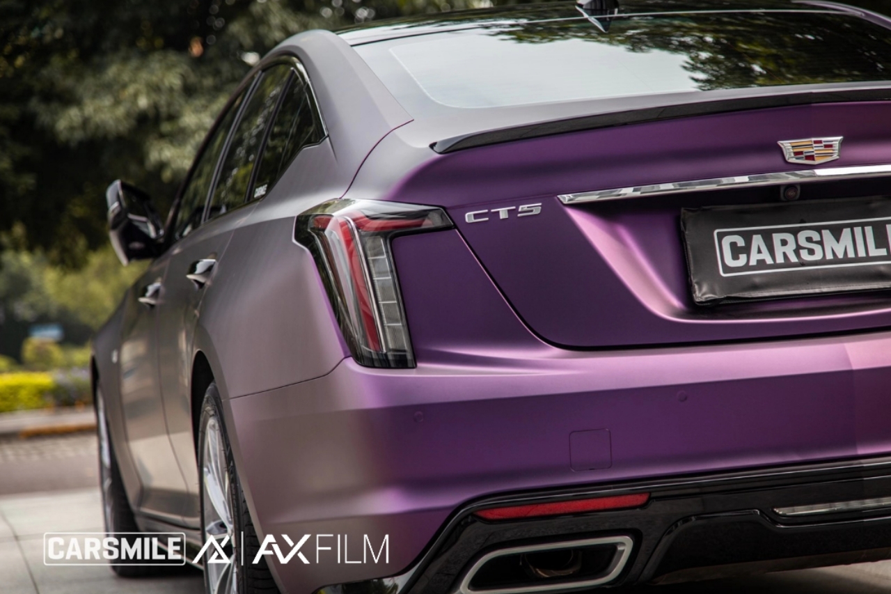 凯迪拉克 CT5｜AX-绸缎赤茶紫