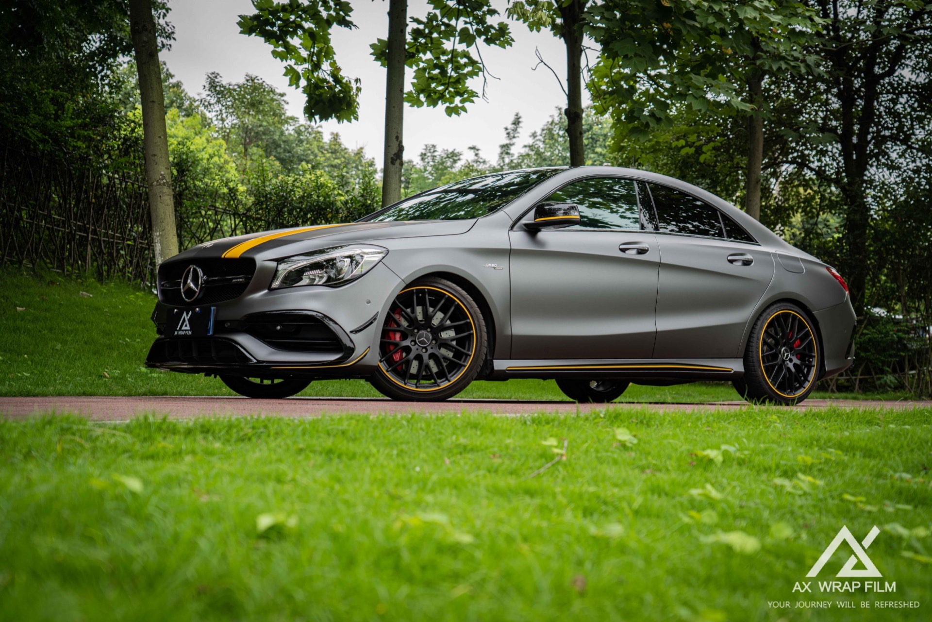 奔驰 CLA45｜AX-AMG山灰