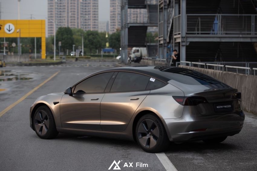 特斯拉model 3｜AX-液态金属银