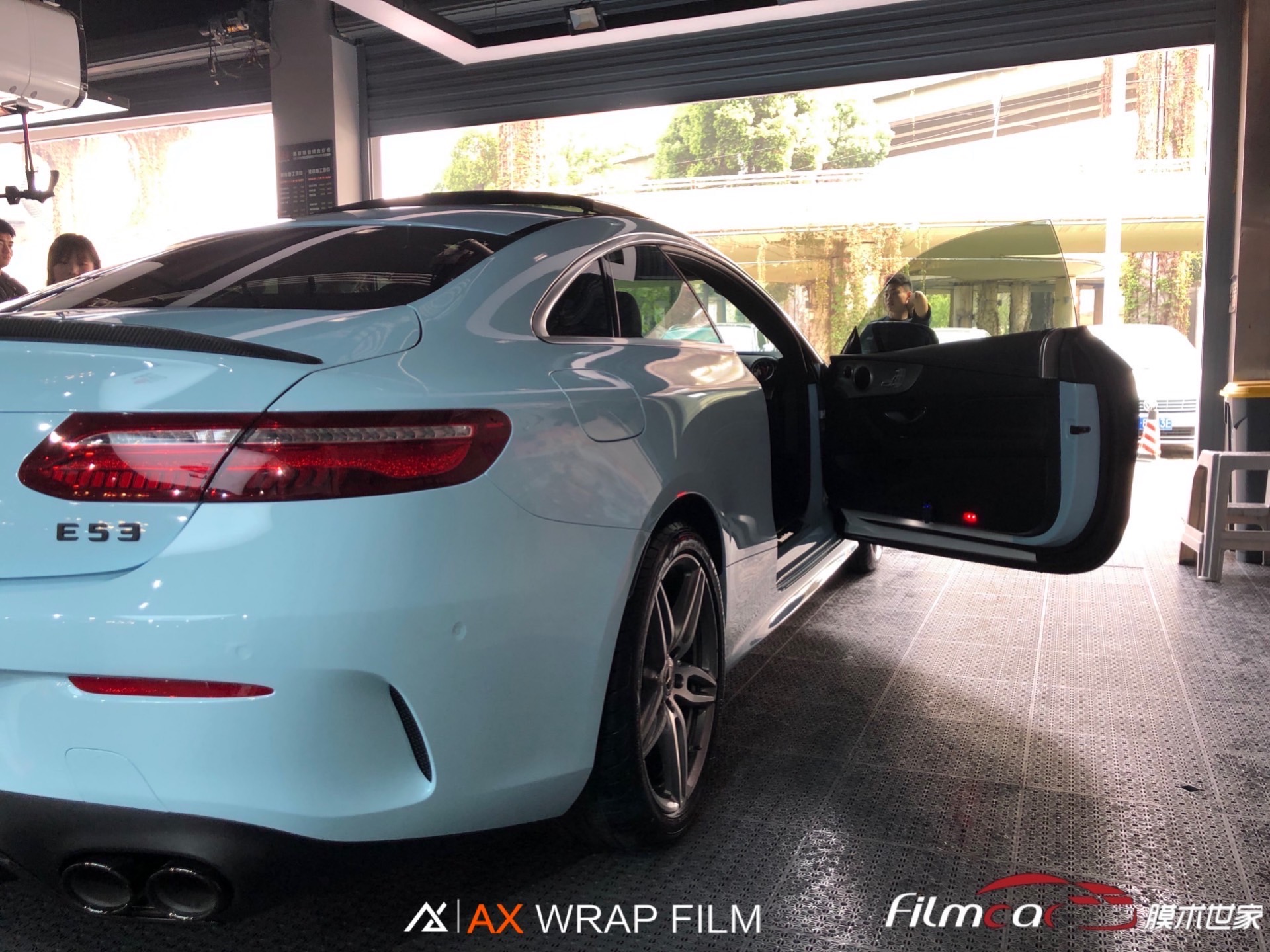 奔驰E53 ｜AX-冰川蓝