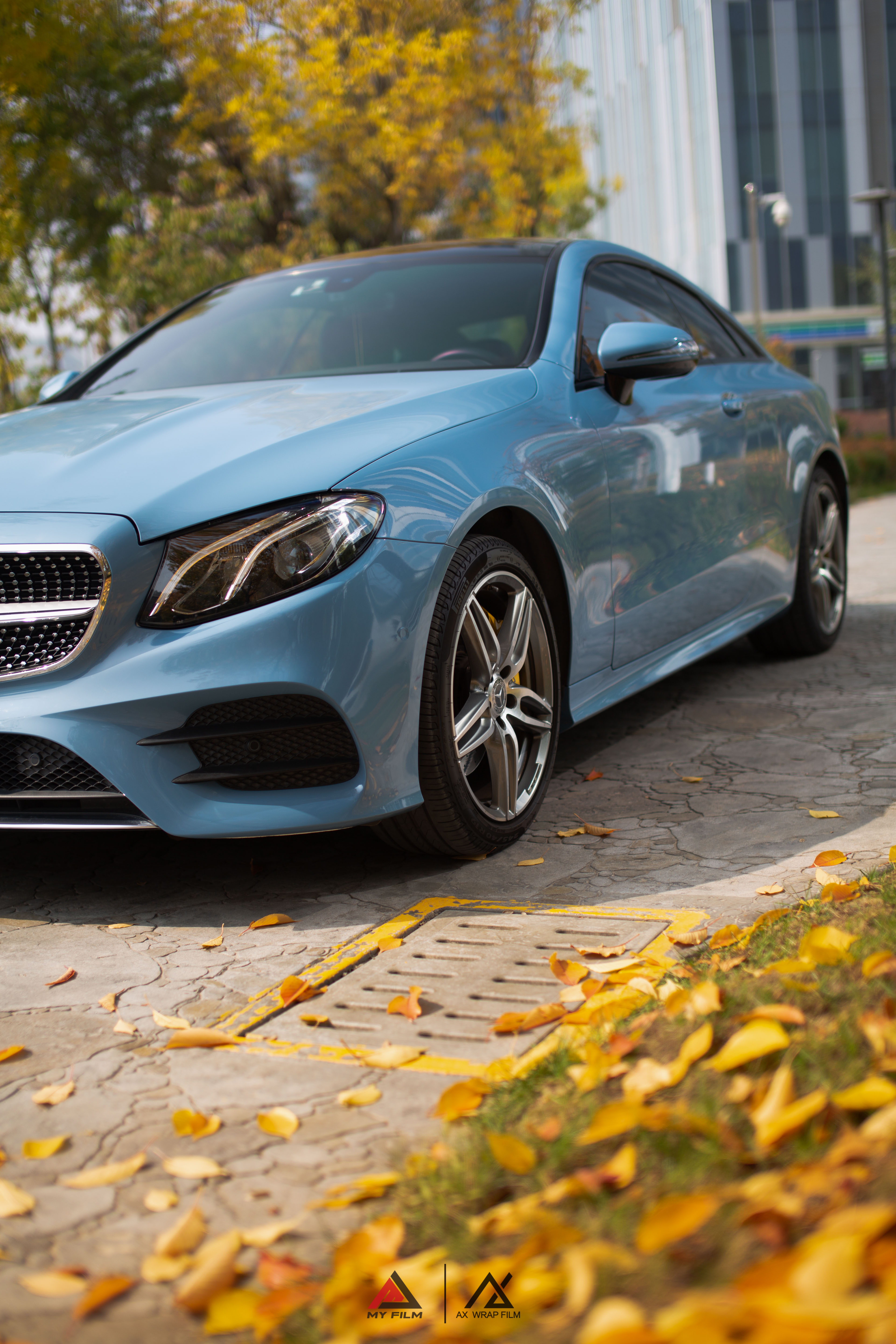 奔驰E coupe | AX-瓷器蓝