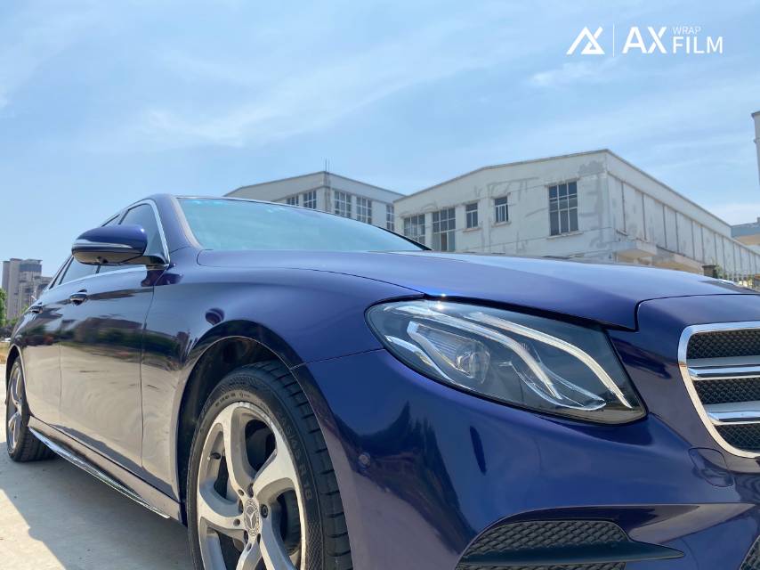 奔驰E300L｜AX-纳瓦拉蓝