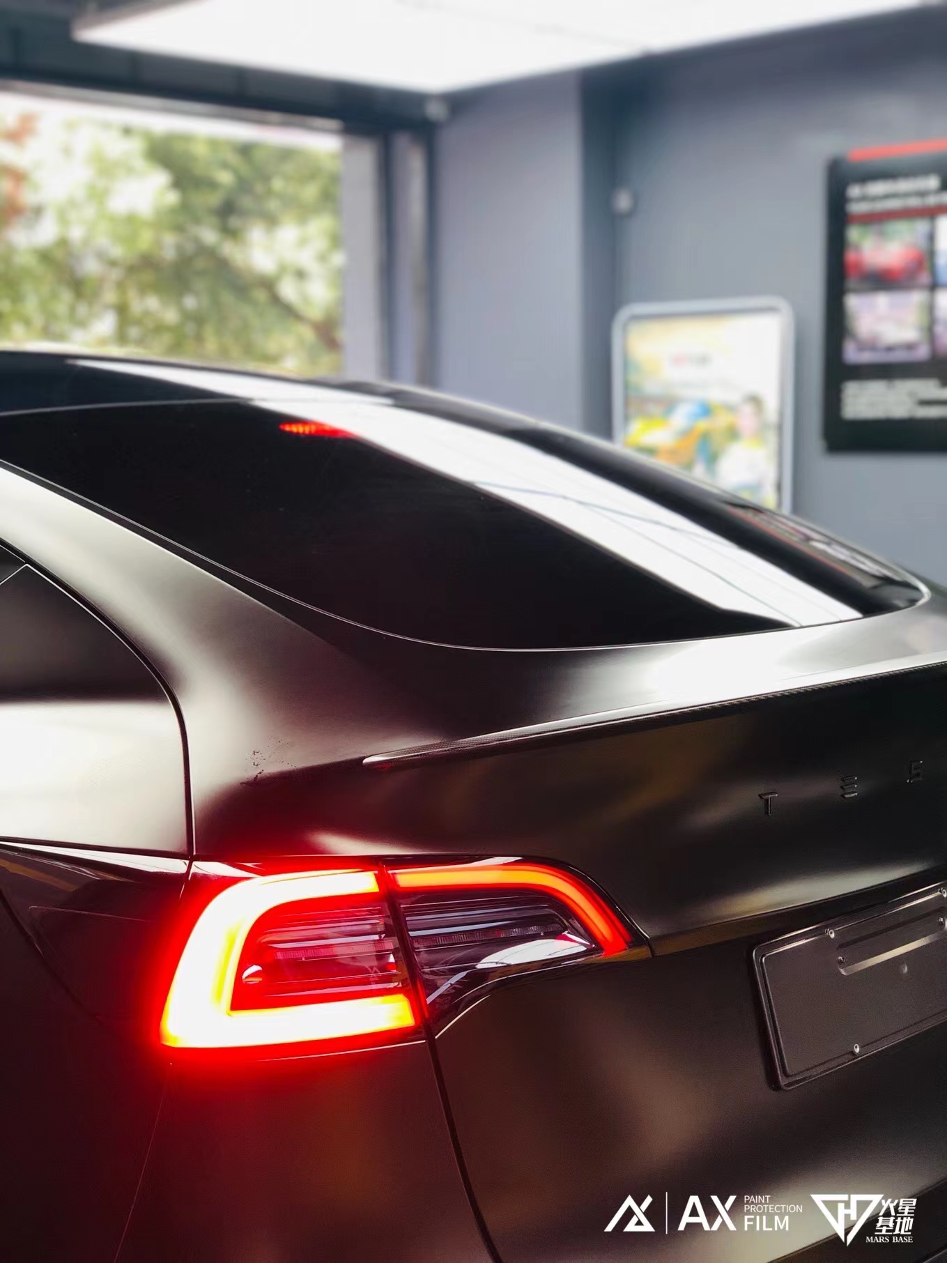 Model Y-Performance电光金属黑