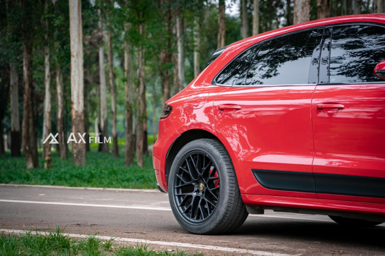 保时捷 Macan GTS｜AX-胭脂红