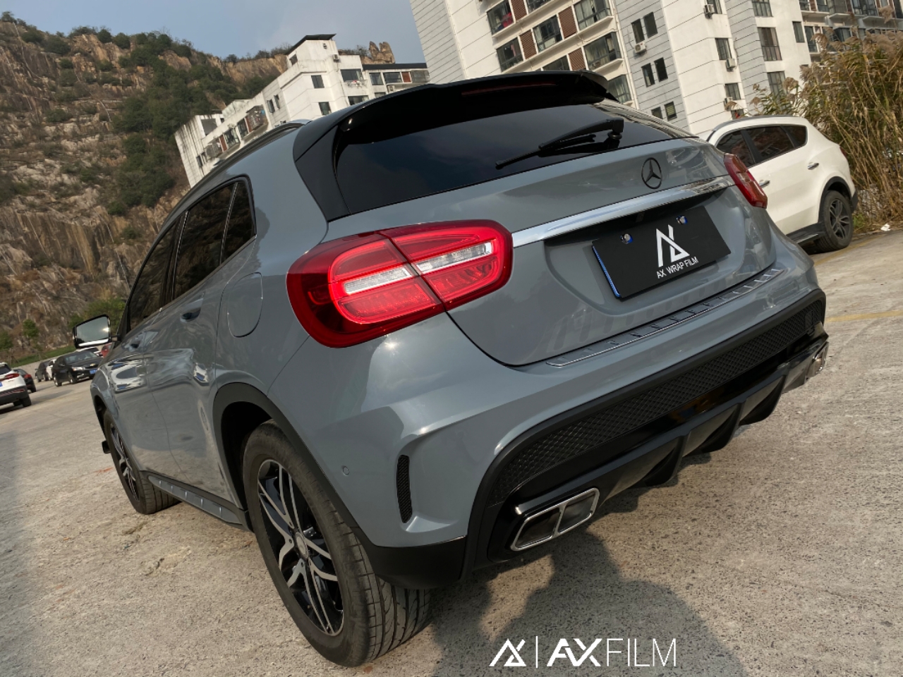 奔驰 GLA｜AX-亮水泥灰