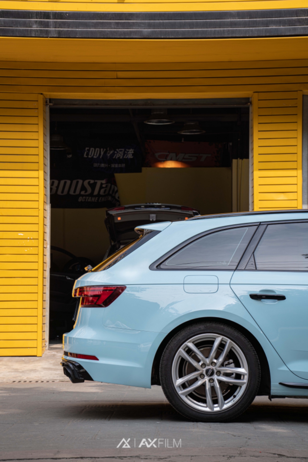 奥迪 A4｜AX-PET冰川蓝