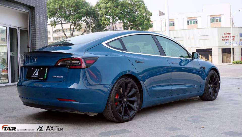 特斯拉Model3｜AX-深邃蓝