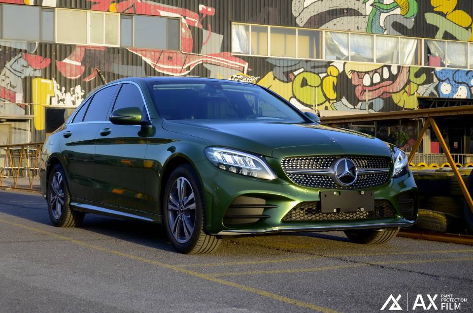 奔驰C200L｜AX-曼巴绿