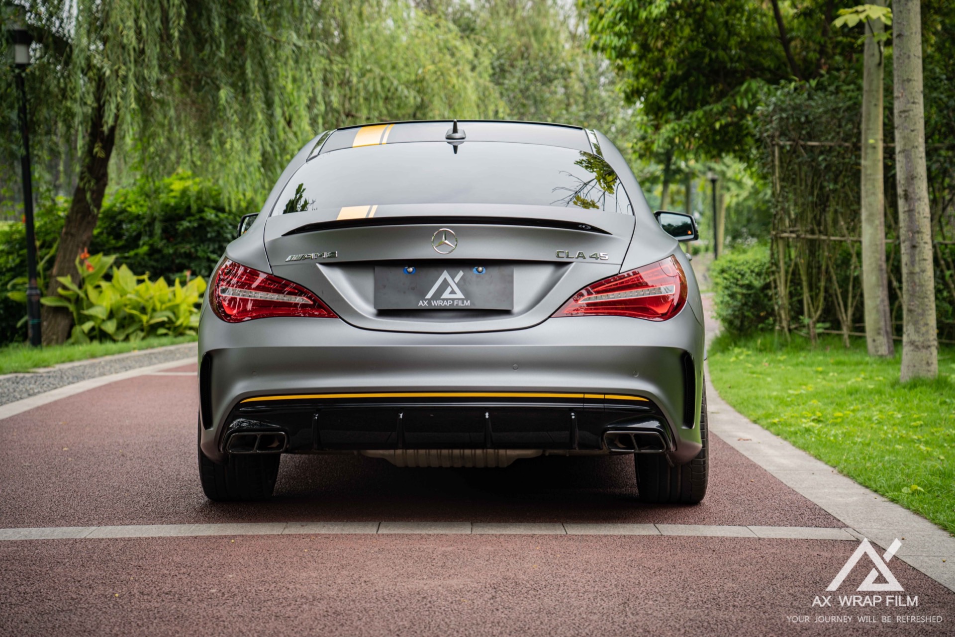 奔驰 CLA45｜AX-AMG山灰